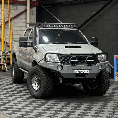 Hostile Bullbar “Black Series” – ARMOURED